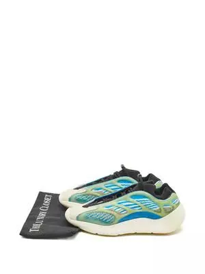 ADIDAS X YEEZY 700 V3 Sneakers - Blue