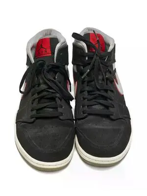 JORDAN 1 High Top Sneakers
