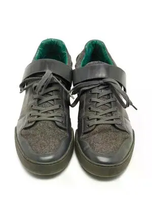 LOUIS VUITTON Low-top Sneakers