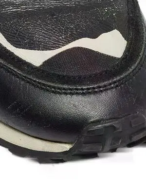 Valentino Garavani Camo-print Sneakers - Black