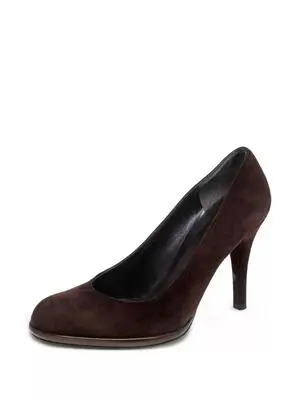 STUART WEITZMAN Suede Round-toe Pumps
