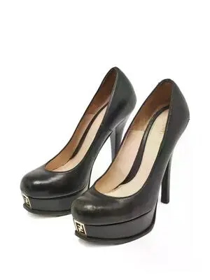 Fendi Fendista Leather Pumps