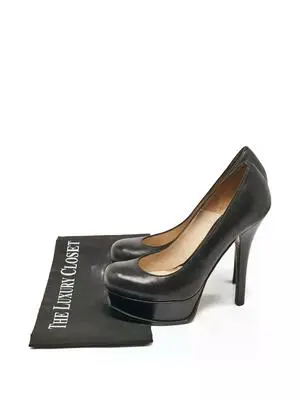 Fendi Fendista Leather Pumps