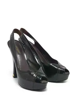 LOUIS VUITTON Vernis Leather Heeled Pumps