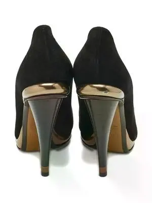 Fendi Suede Round-toe Pumps