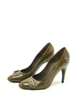 LOUIS VUITTON Almond-toe Leather Pumps