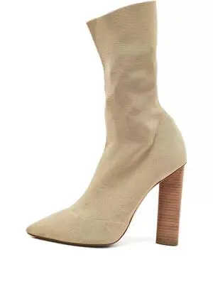 Yeezy Pointed-toe Boots