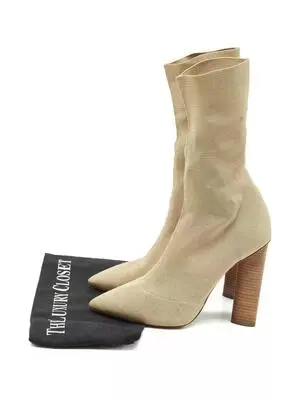 Yeezy Pointed-toe Boots