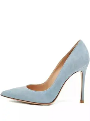 GIANVITO ROSSI Suede Pumps