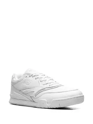 NEW BALANCE 770 Sneakers