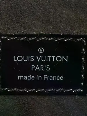 LOUIS VUITTON Pm Pont Neuf Handbag - Black