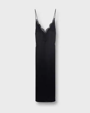 WAKAKUU Ritz Lace Maxi Dress - Black