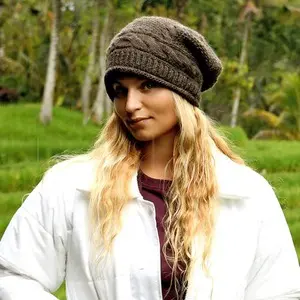 NIRVANNA DESIGNS Gateway Beanie - Green