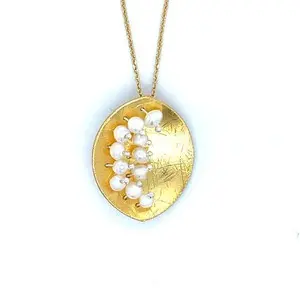 ESIN AKAN Leaf Mars Pearl Necklace