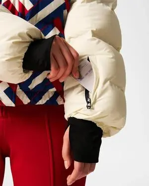 Perfect Moment Moments Down Ski Jacket With Detachable Hood - Red
