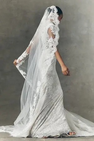 PRONOVIAS X Weddings Eika Lace Cathedral Veil