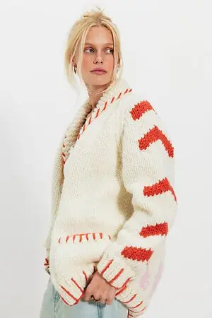 GOGO SWEATERS Coyote Cardigan