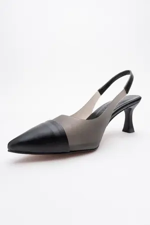 PROLOGUE SHOES Pointed Toe Slingback Pumps - Black