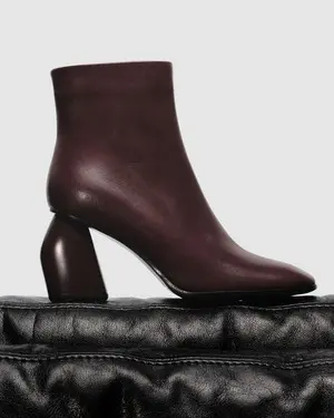 MI/MAI Rams High Heel Ankle Boot - Burgundy