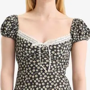 HOUSE OF SUNNY Ditsy Daisy Mini Dress