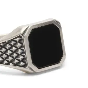 SERGE DENIMES Armour Ring With Onyx