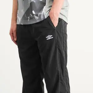 UMBRO Relaxed Track Pant - Black