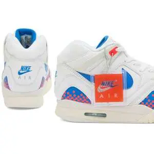 Nike Air Tech Challenge Ii Qs Sneaker