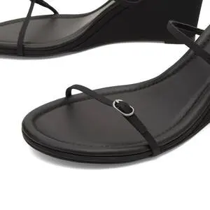 ST. AGNI Petit Belt Detail Wedge Sandals - Black