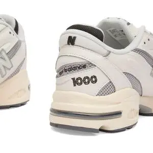 NEW BALANCE 1000 Sneaker