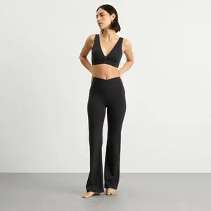 TALA Dayflex V Neck Sports Bra