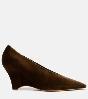 Le Monde Beryl Victoria 70 Velvet Wedges