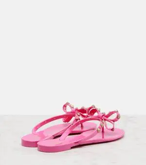 Valentino Garavani Rockstud Bow-detail Thong Sandals - Pink