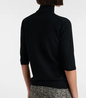 Max Mara Virgin Wool Turtleneck Sweater - Black
