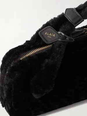 Alaïa Le Teckel Shearling Clutch - Black