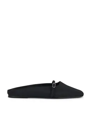 ST. AGNI Plie Flat - Black