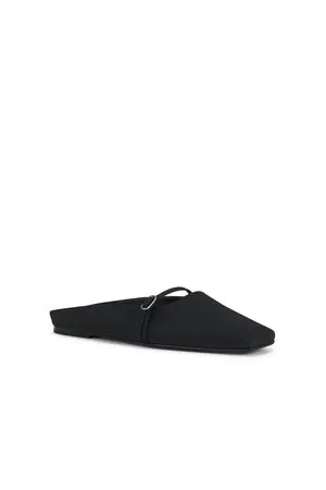 ST. AGNI Plie Flat - Black