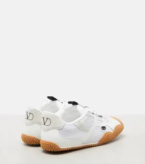 Valentino Garavani Amphibia Lace-up Sneakers - White