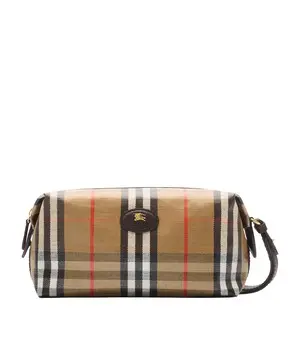 Burberry Handheld Bags For Men