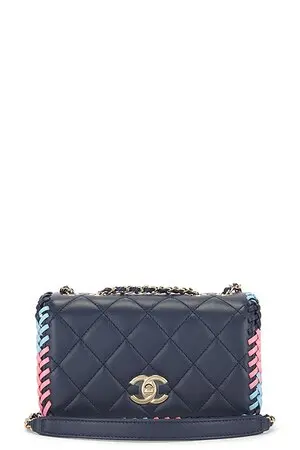 Chanel Lambskin Wallet On Chain - Navy