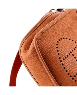 Hermès Tpm Evelyne Bag Gen Iii Clemence - Brown