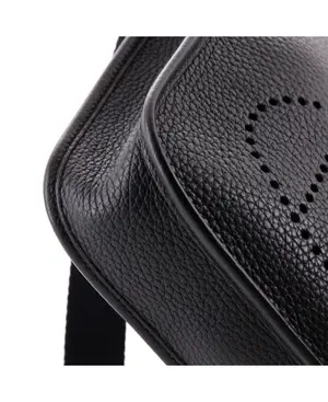 Hermès Tpm Evelyne Bag Gen Iii Clemence - Black