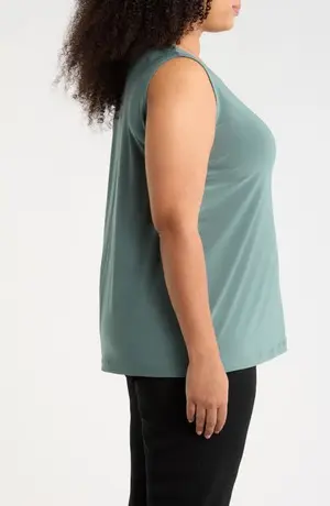 Vikki Vi Scoop Neck Tank