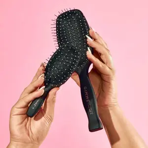 GIMME BEAUTY Mini Travel Detangler Brush With Anti-static - Black