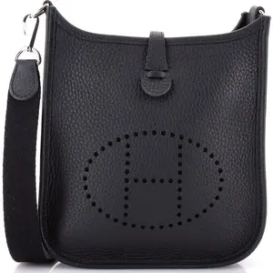 HERMES Evelyne Bag Gen III Clemence TPM