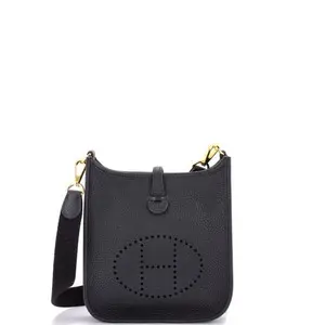 HERMÈS Evelyne Bag Gen III Clemence TPM