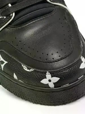 LOUIS VUITTON Leather Trainer Sneakers
