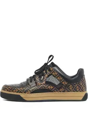 Fendi Logo-motif Sneakers