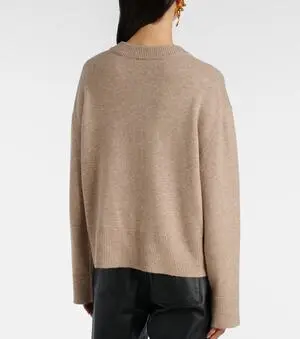 Vince Wool-blend V-neck Sweater