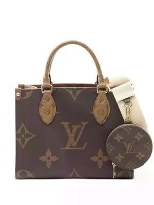 LOUIS VUITTON 2021 Onthego Pm Handbag