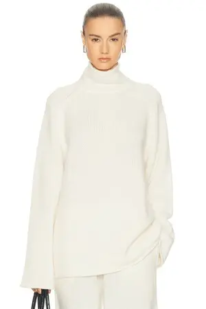 SRG Sukki Cashmere Oversized Turtleneck